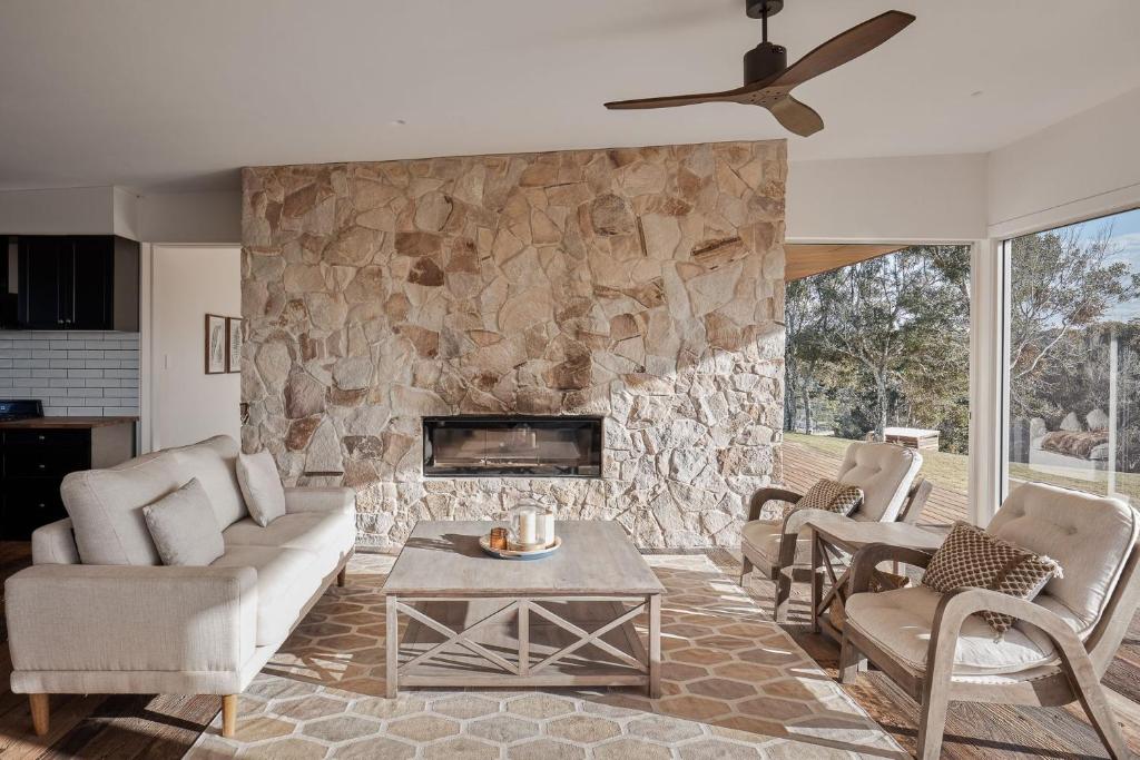 Betty - Black Mountain House, Black Mountain (updated prices 2026)