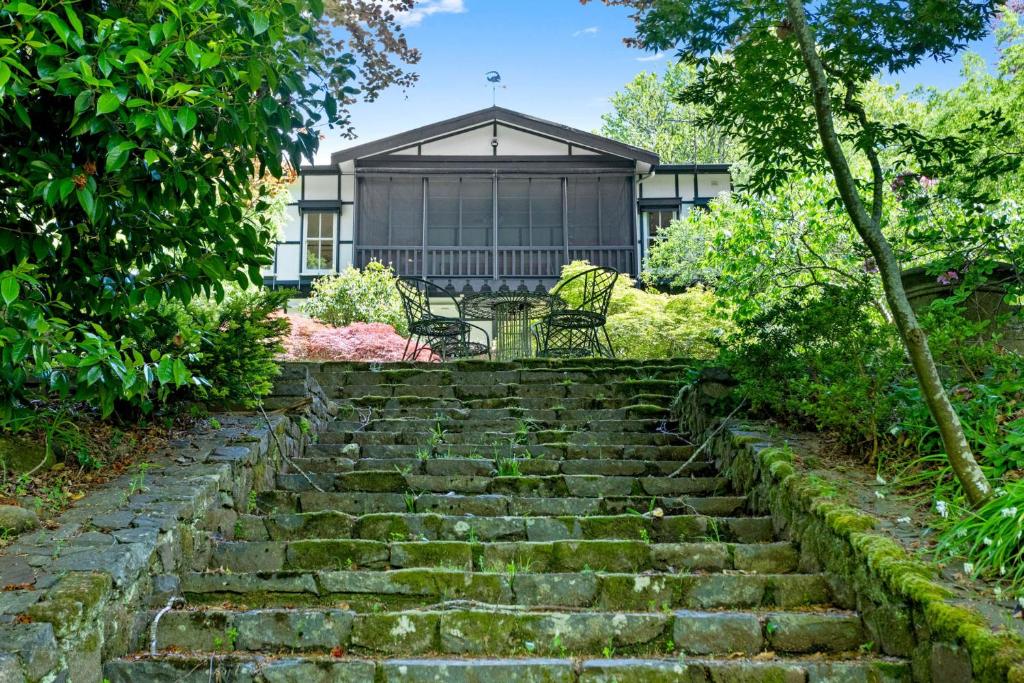 Mawarra, Sherbrooke (updated prices 2026)