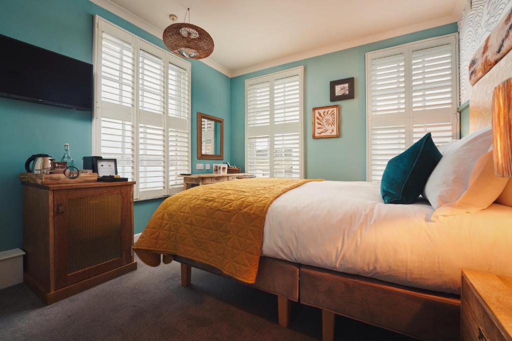 The Old Success Inn, Sennen Cove (updated prices 2025)