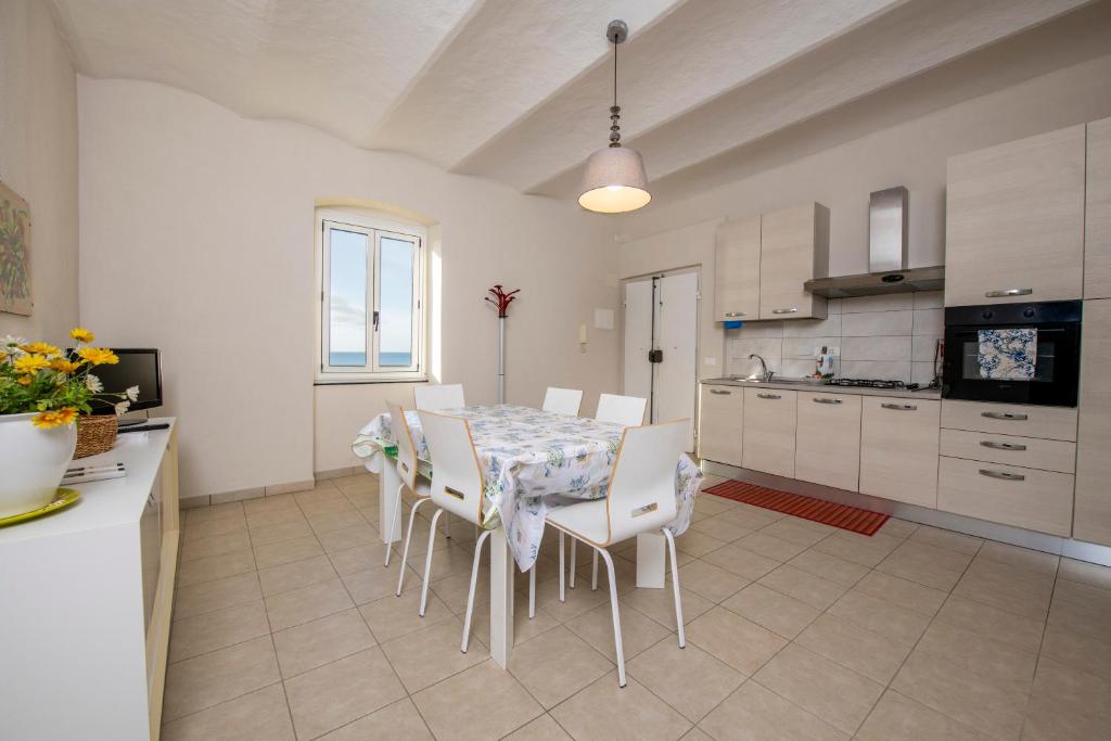 237 - Casa Colombo Riva Vista Mare a 10metri Spiaggia, Riva Trigoso ...