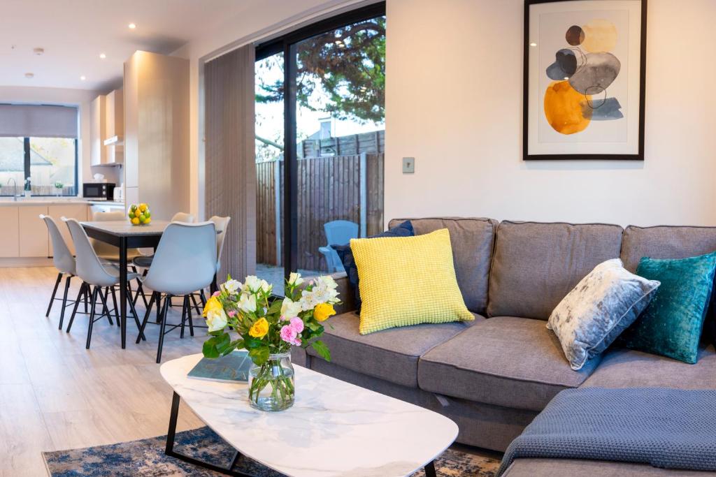 Hendon Luxury Home 1, Hendon (updated prices 2025)