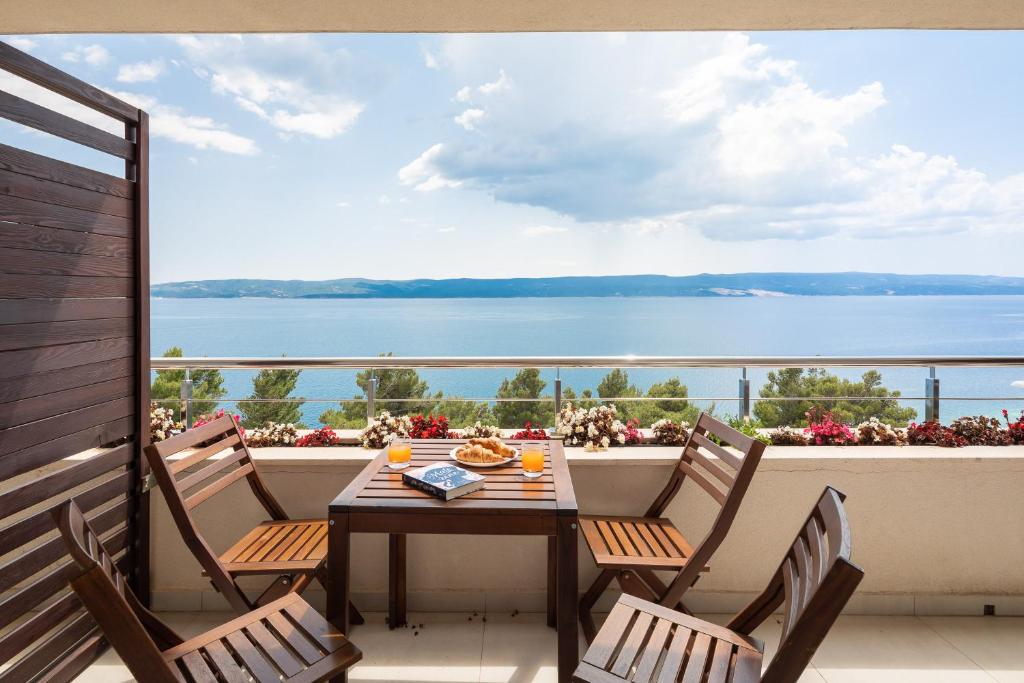 Villa Jolara With Heated Pool - Deluxe Suite 13, Mimice (updated prices ...