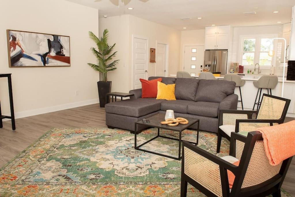 Beach and Boujee 2416, Edgewater (updated prices 2026)