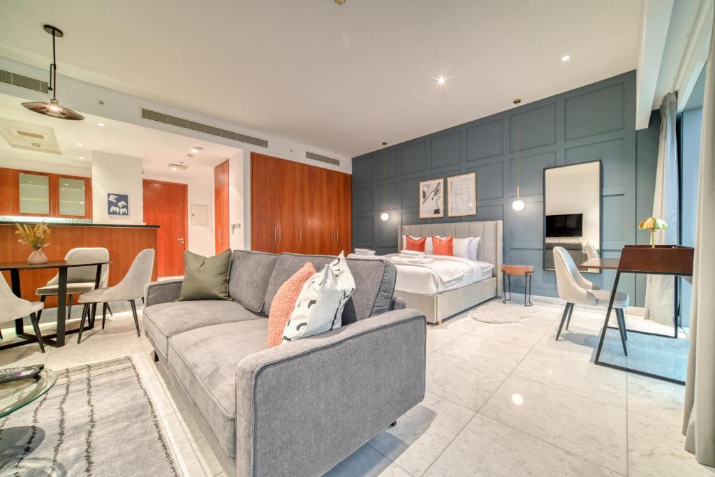 Central Park Towers, DIFC - Mint Stay, Dubai (updated prices 2025)