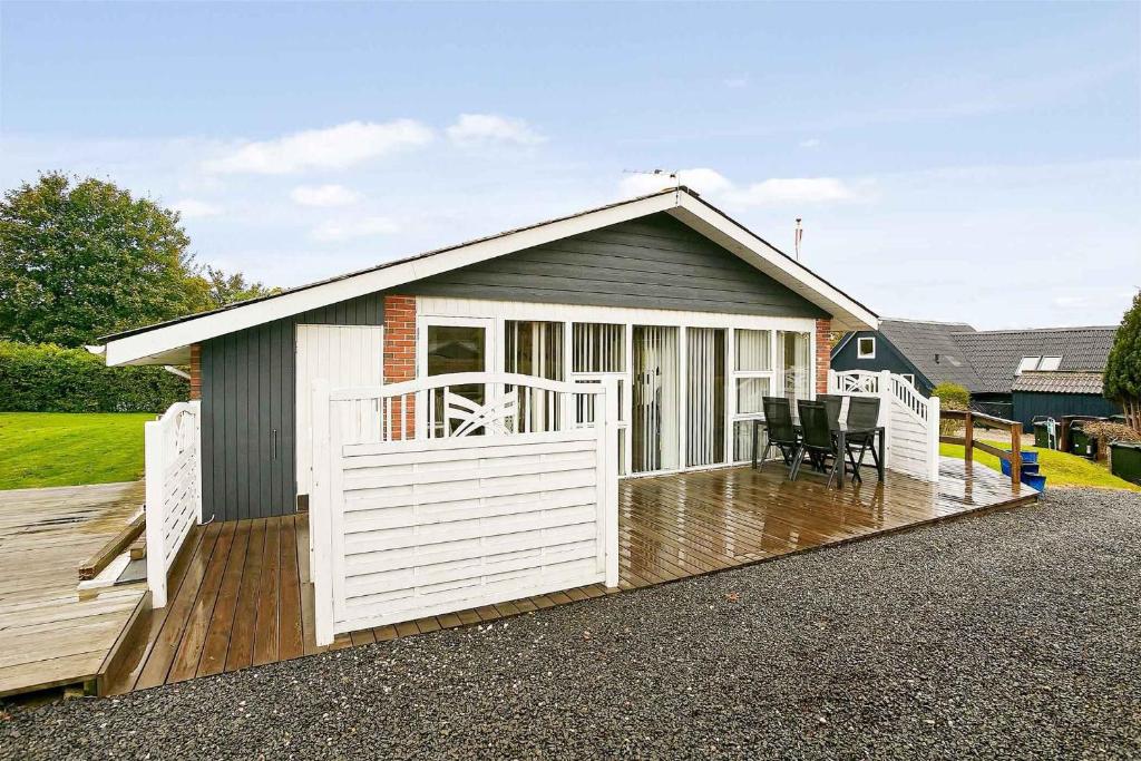 Renovated Summer House Incl, Cleaning And Linen, Sønderby (precios ...