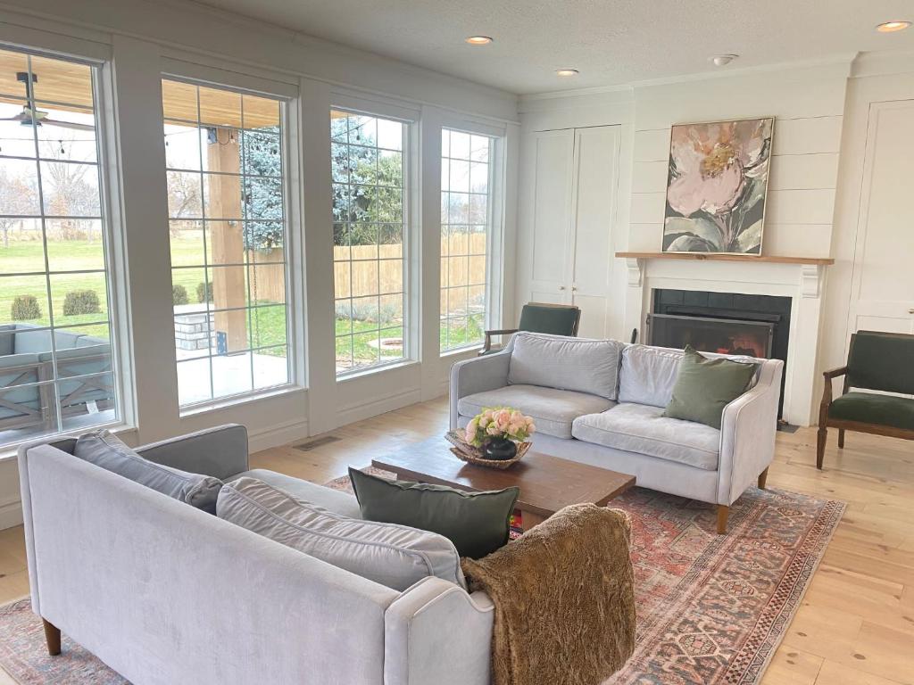 Park View Balcony Home, Boise (updated prices 2025)