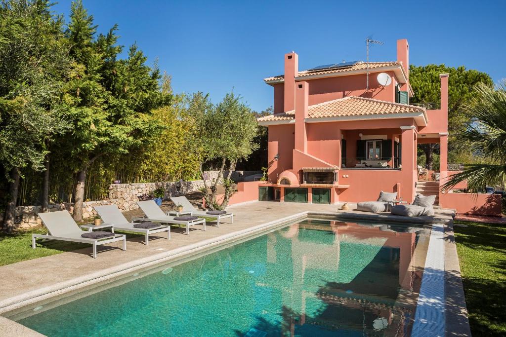 Superb Kefalonia Villa - 4 Bedrooms - Villa Froso - Stunning Sea Views ...