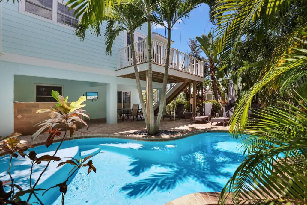 Ohana, Holmes Beach (updated prices 2026)