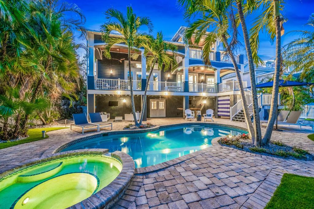 Castle Azul, Anna Maria (updated prices 2025)