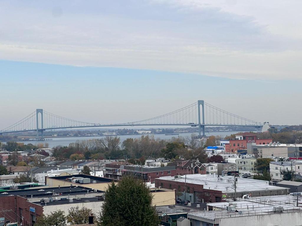 Ly New York Hotel, College Point (updated prices 2025)