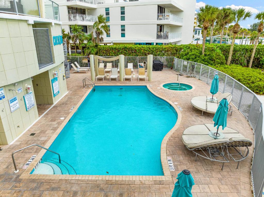 Crescent Condos, Sarasota (updated prices 2025)