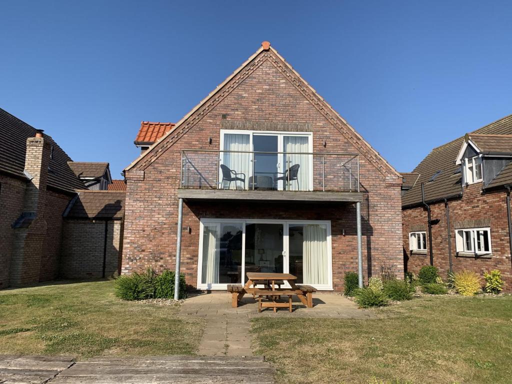 Bayside at The Bay Filey, sleeps 10 in 4 bedrooms, pet-free, Filey ...