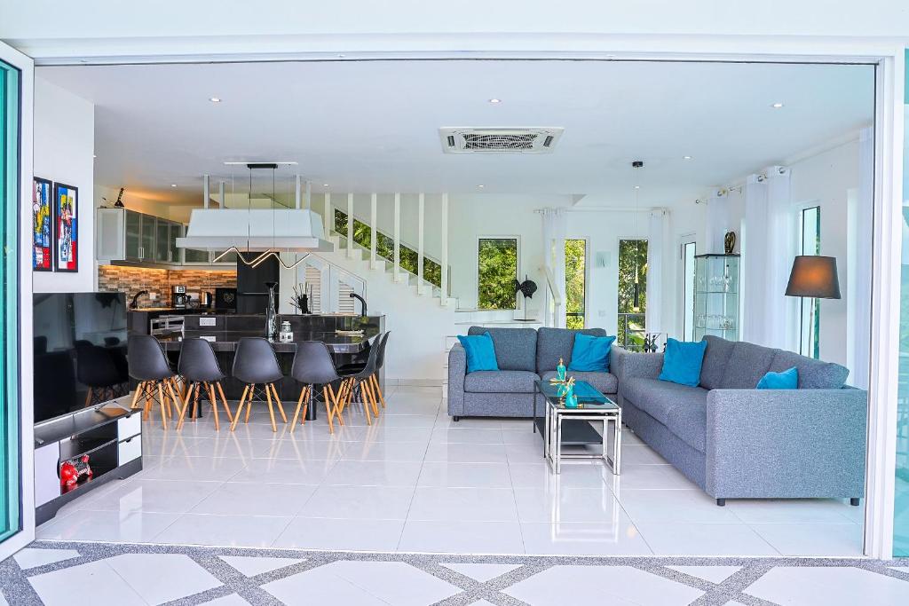 Sunset Hill Villas - Aquamarine Pool Villa, Ulu Melaka (updated prices ...