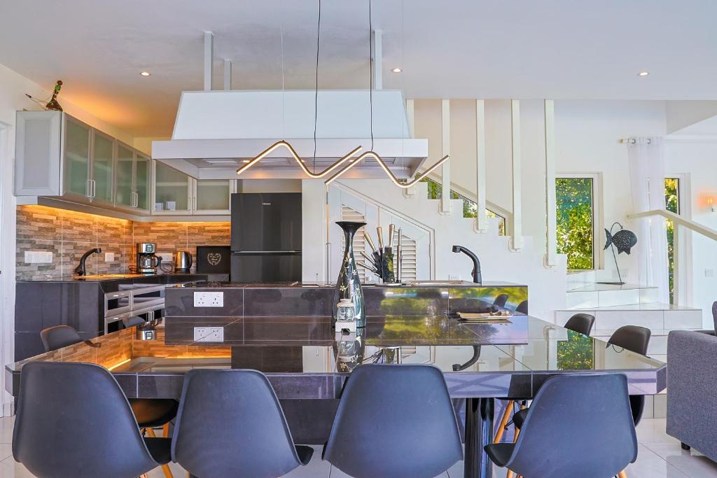 Sunset Hill Villas - Aquamarine Pool Villa, Ulu Melaka (updated prices ...