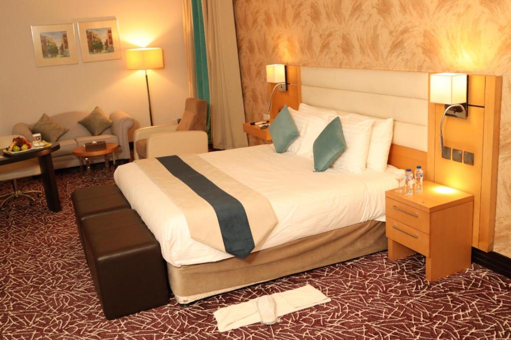 Golden Tulip Hail, Hail (updated prices 2025)