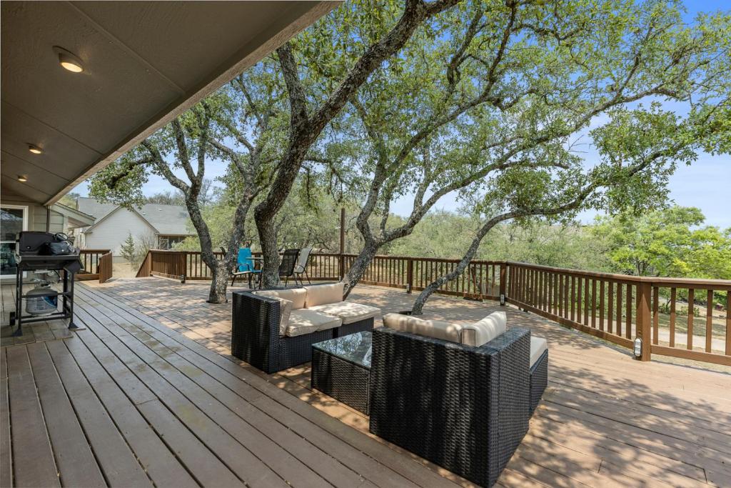 Wine Country Retreat – with a lake view!, Spicewood (updated prices 2025)