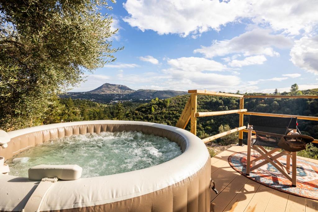 Civara Chalet - Glamping, Douliana – Prezzi aggiornati per il 2024