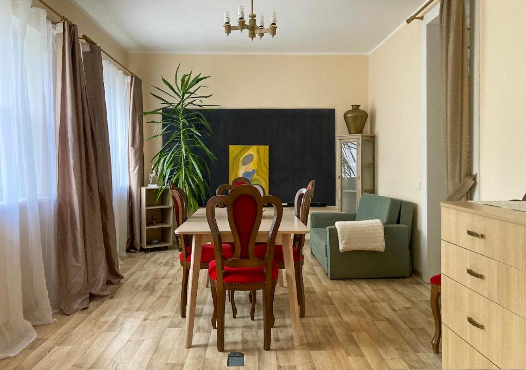 Authentic old studio house, Kaunas (updated prices 2025)