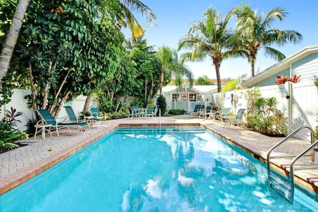 Starfish Beach Unit 4, Holmes Beach (updated prices 2025)