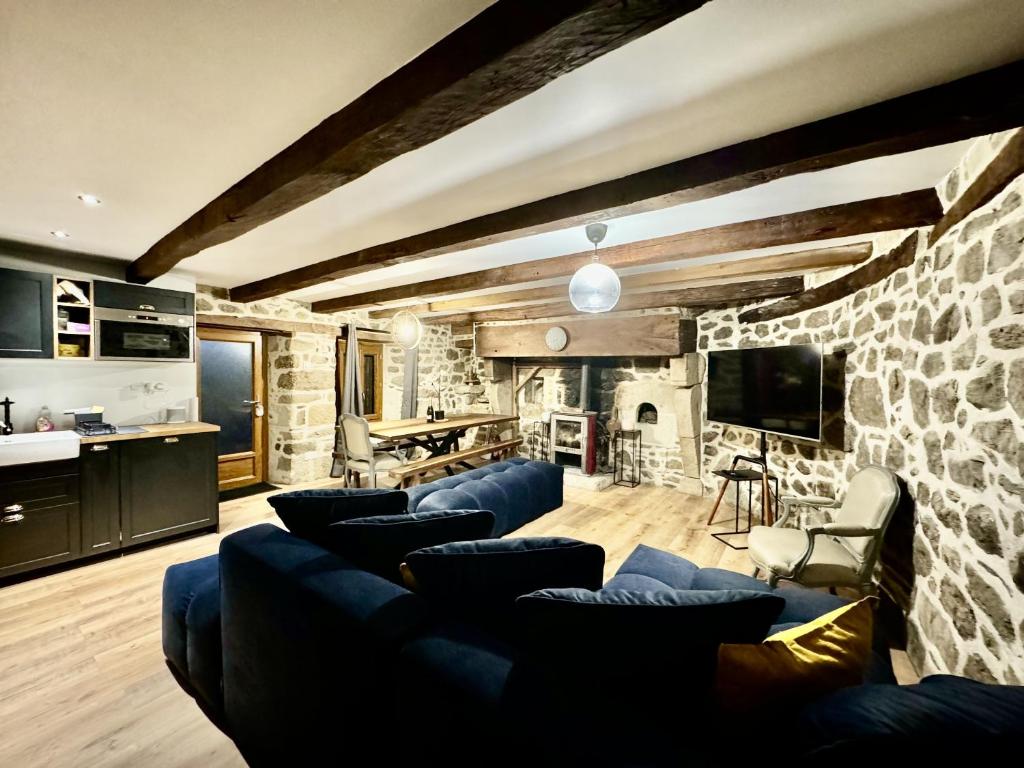 Le Quatorze, Antignac (updated prices 2026)