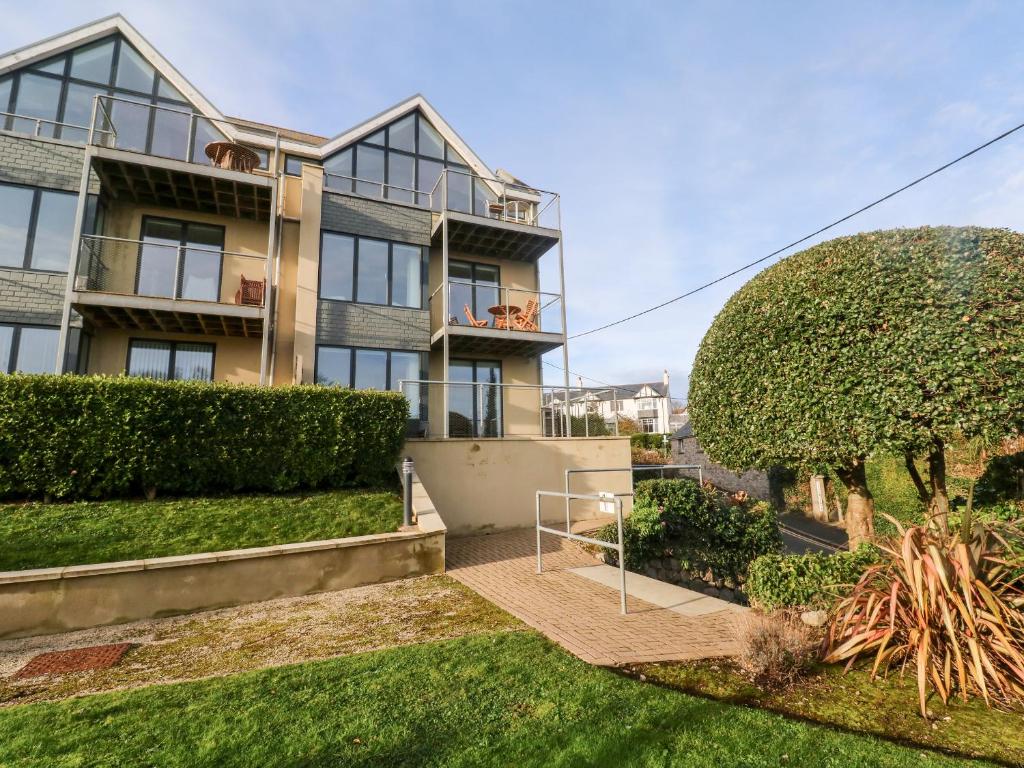 Ocean View, St Ives (updated prices 2026)