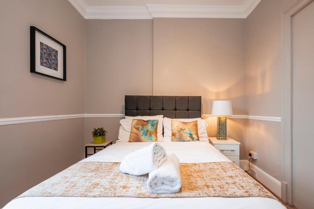 Sherlock Holmes Museum, 2-Bedroom apartment, London (updated prices 2024)