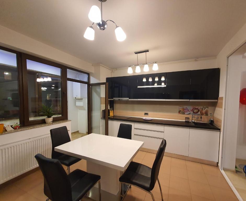 Coresi apartament Isaran, Braşov (updated prices 2025)