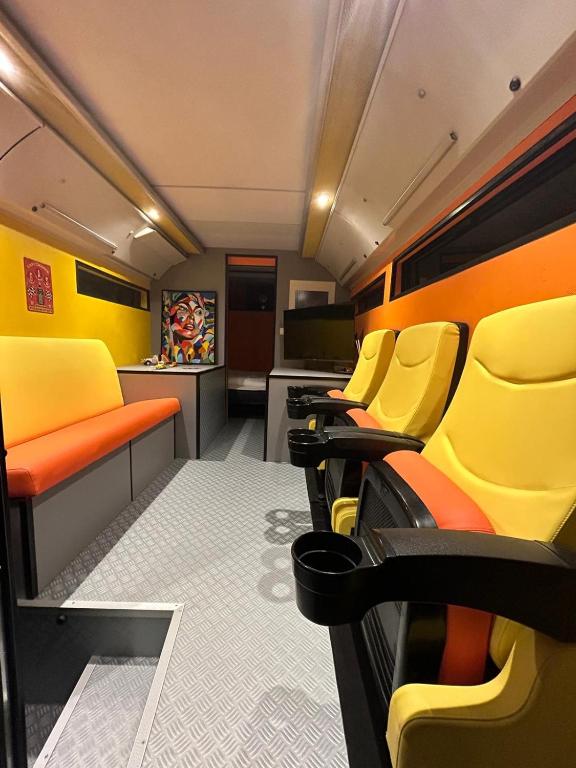 Le Bus - Changer d'air en Moselle, Longeville-lès-Saint-Avold (updated ...