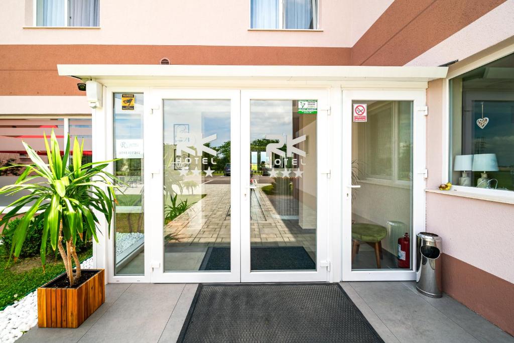 RK Hotel Ghimbav, Ghimbav (updated prices 2025)