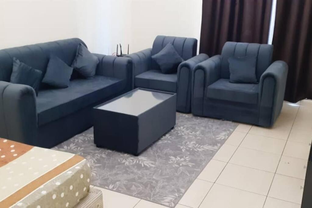 Axis 3, Dubai (updated prices 2025)