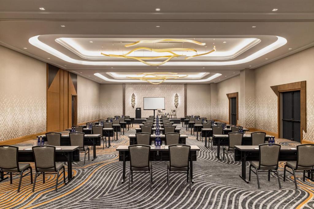 Marriott New York JFK Airport, Queens (updated prices 2025)