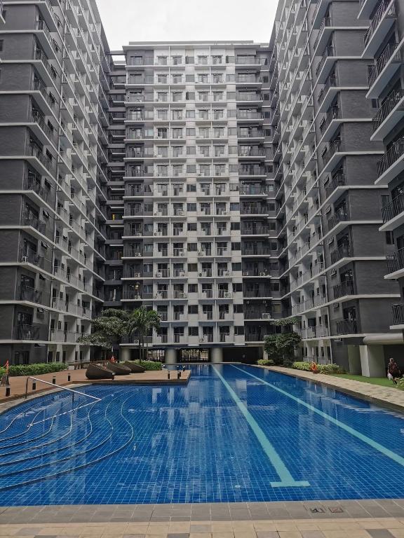 Shore 3 residence, Manila (updated prices 2025)