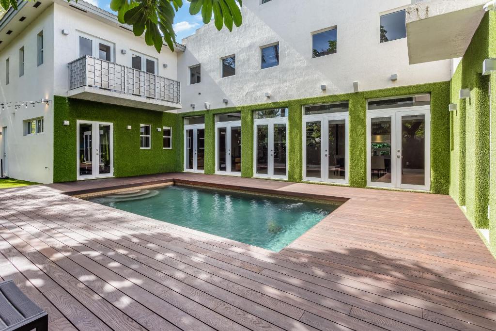 Villa Roxi, Miami – Precios actualizados 2024