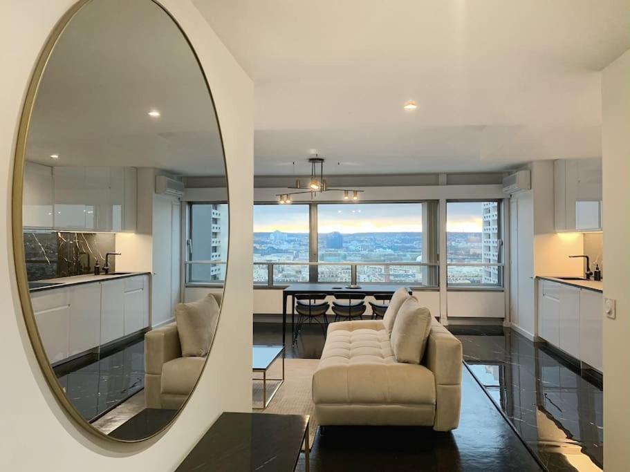 RARE 75m2 Parisian apartment, breathtaking views!, Paris (updated ...