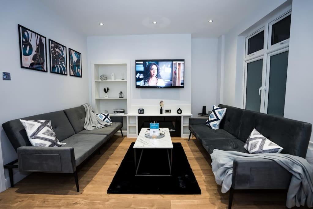 3 Bed Modern House Tottenham (5 mins to Stadium), Londres (tarifs ...