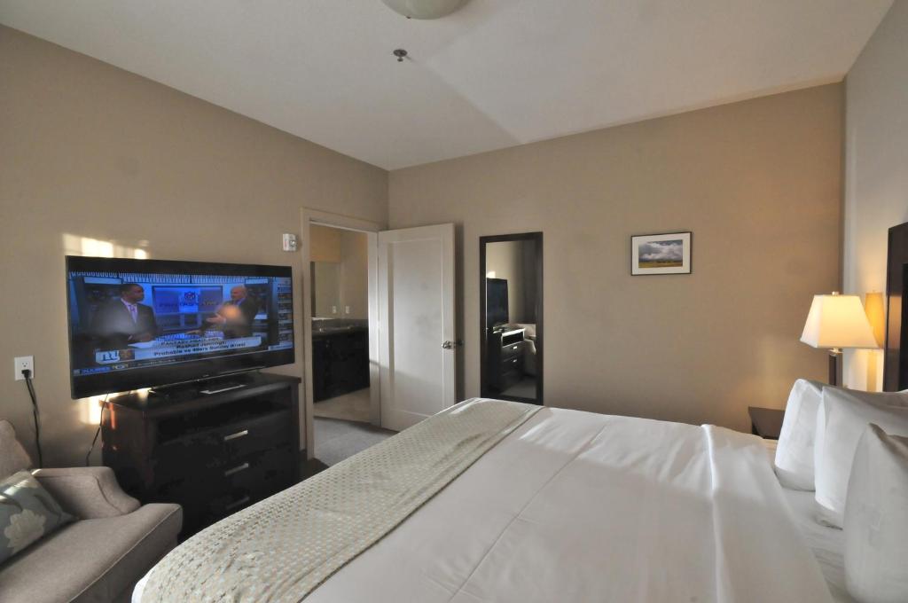 Ramada by Wyndham Emerald Park/Regina East, Regina (updated prices 2025)