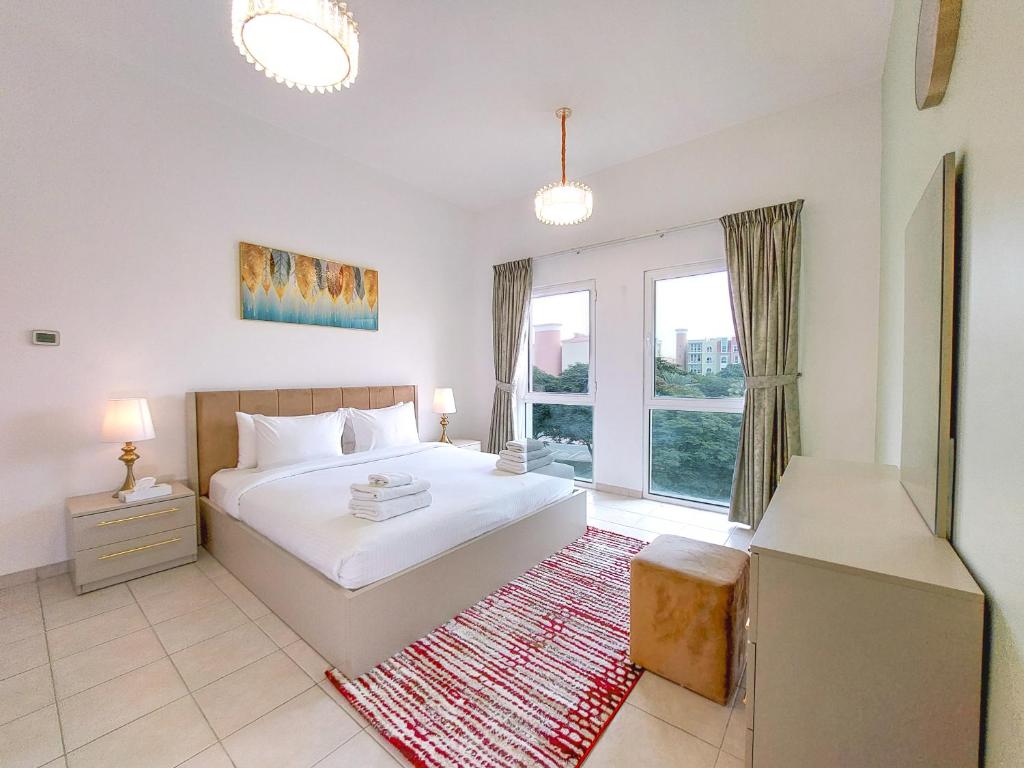 Luxury & Spacious 1 Bedroom Proximity To Metro & Amenities - Dubai