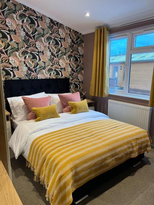 Luxury Lodge With Hot Tub In Royal Deeside, Strachan (updated prices 2025)