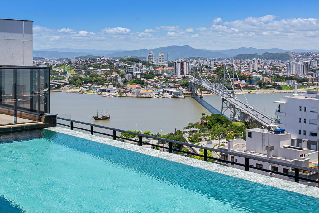 Studios Tower - Prédio com piscina e estacionamento, Florianópolis ...