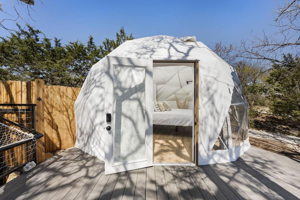 Cloud Dome W Private Hot Tub and Outdoor Shower, Luckenbach (updated ...