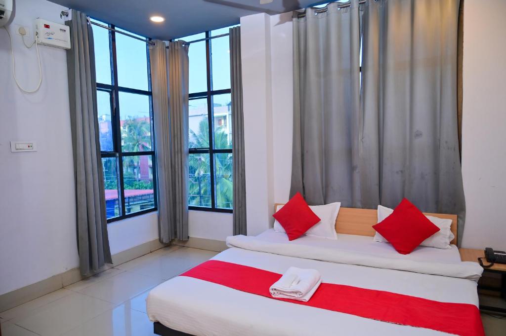 Hotel Aditya Palace, Guwahati, India - Booking.com