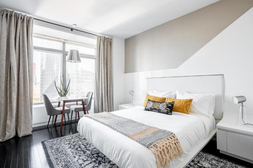 Studio in Tribeca w gym lounge roof deck NYC-1373, New York (updated ...