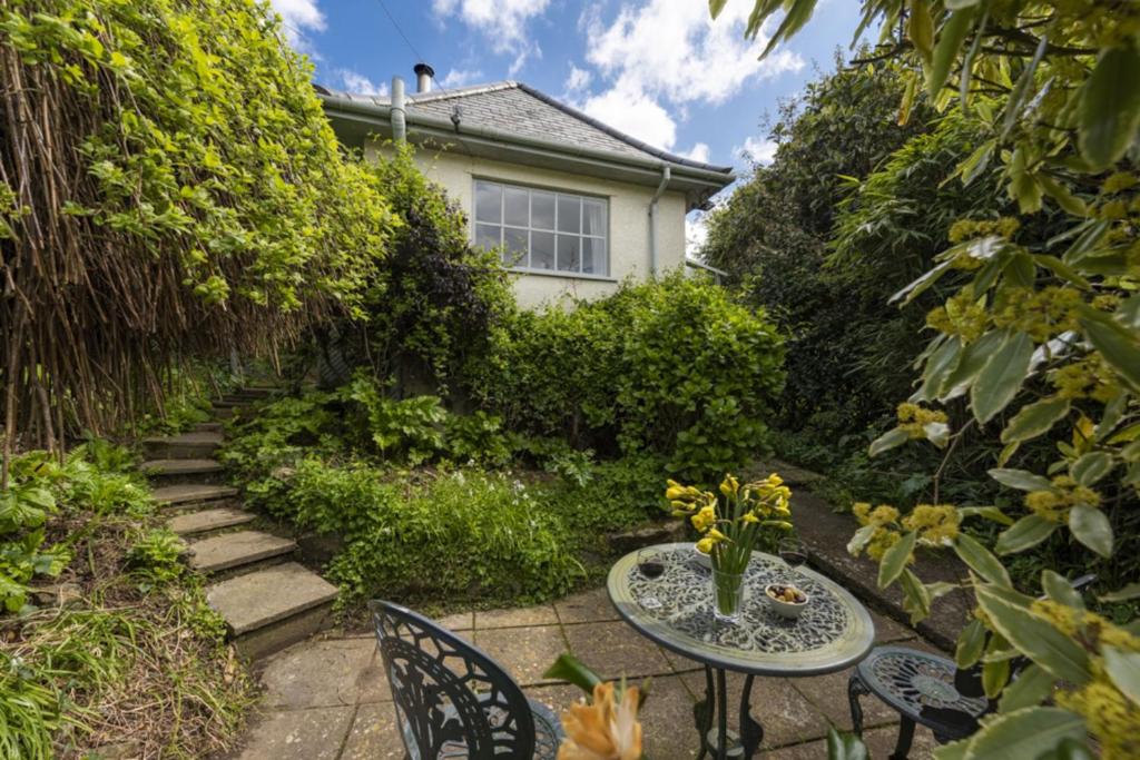 The Old Exchange, Mousehole (updated prices 2026)