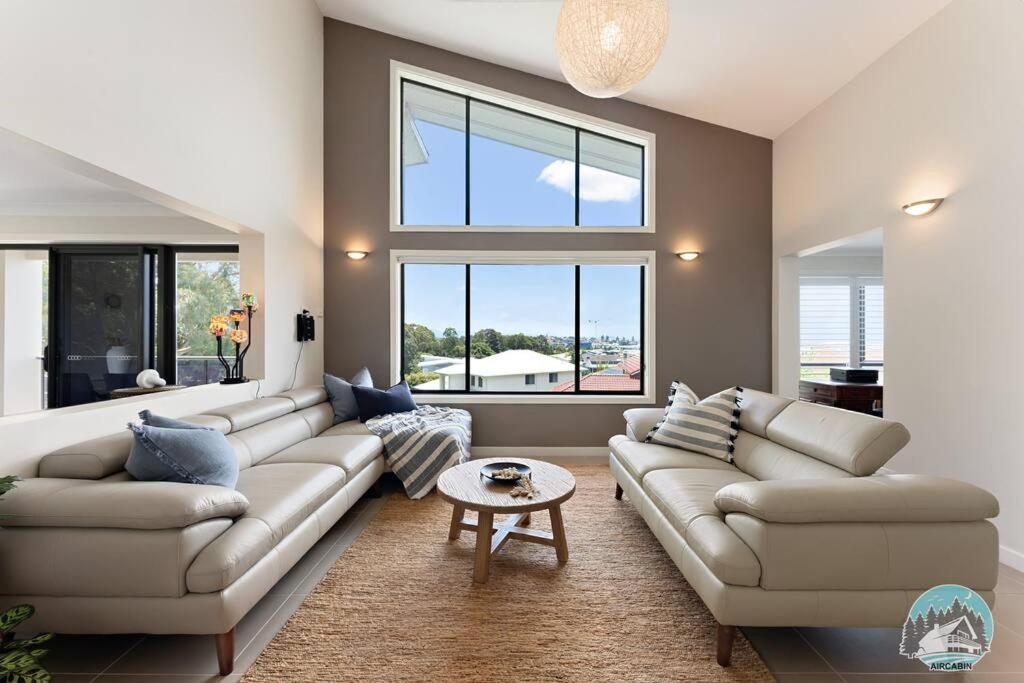 Aircabin - Shell Cove - Breathtaking Views 4 Beds, Dunmore (bijgewerkte ...