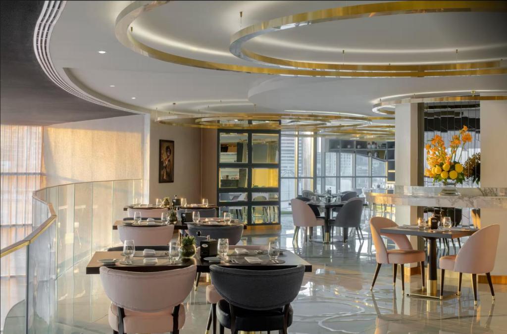 Paramount Towers - Elegant Home, Dubai (updated prices 2025)