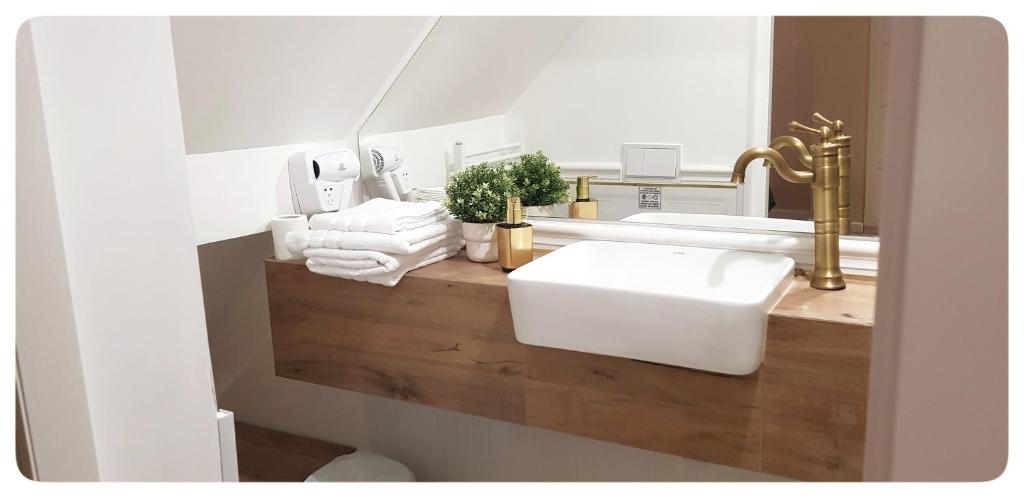 Elania Residence, Târgu Jiu (updated prices 2024)