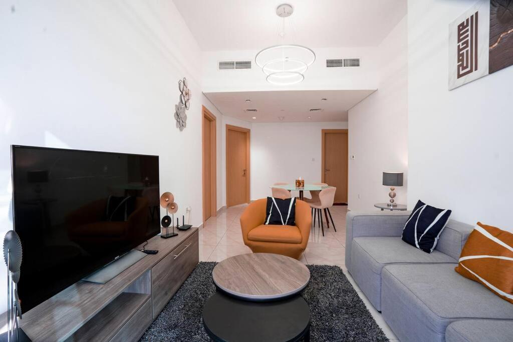 Stylish 1 Bedroom With Amazing View, Dubai (updated prices 2026)