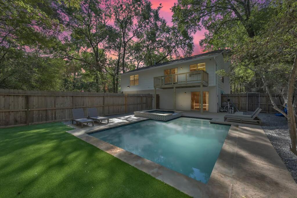 The Woodlands R&R, Spring (updated prices 2025)