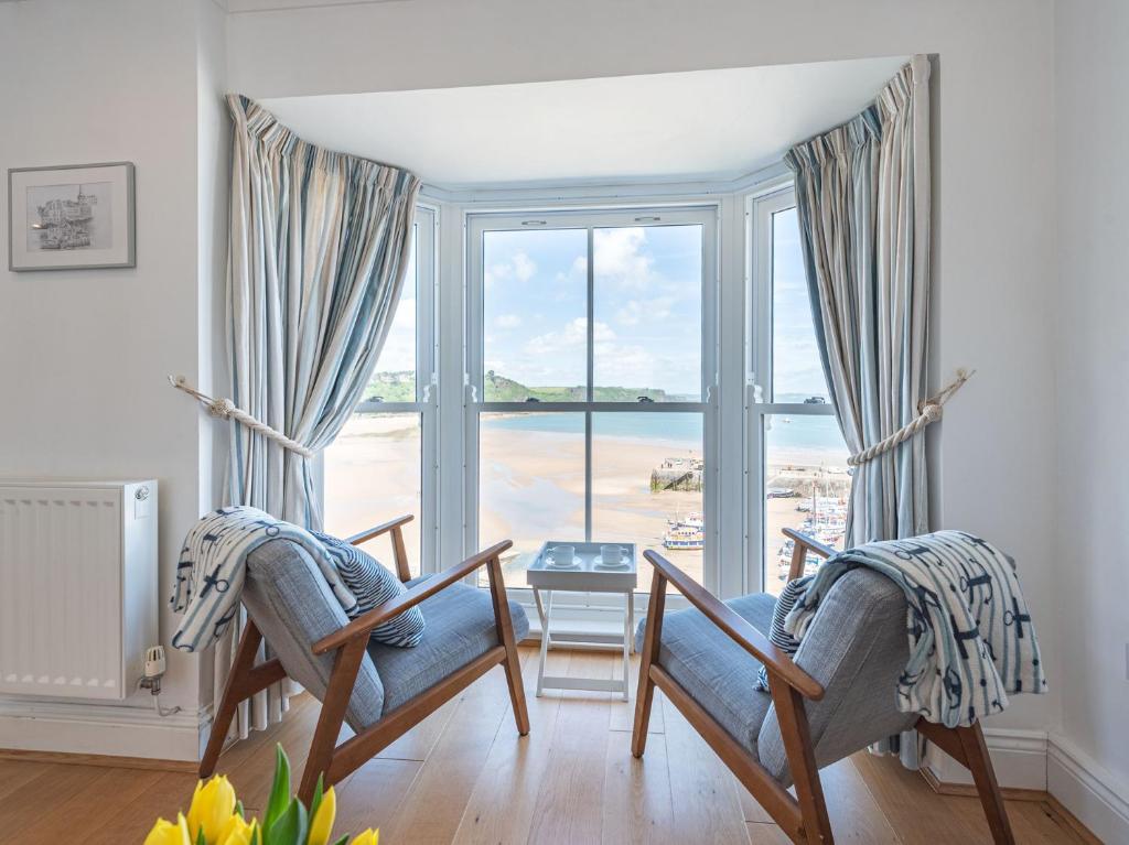 2 Bed in Tenby FB114, Tenby (updated prices 2026)