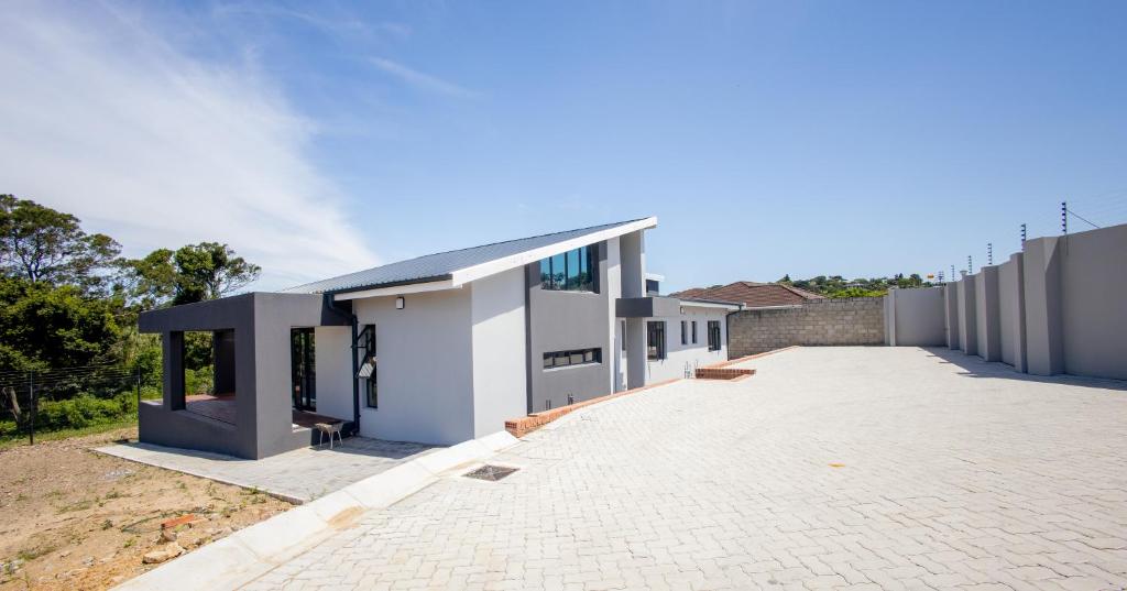 The Twin Villas Guest House, East London (updated prices 2026)